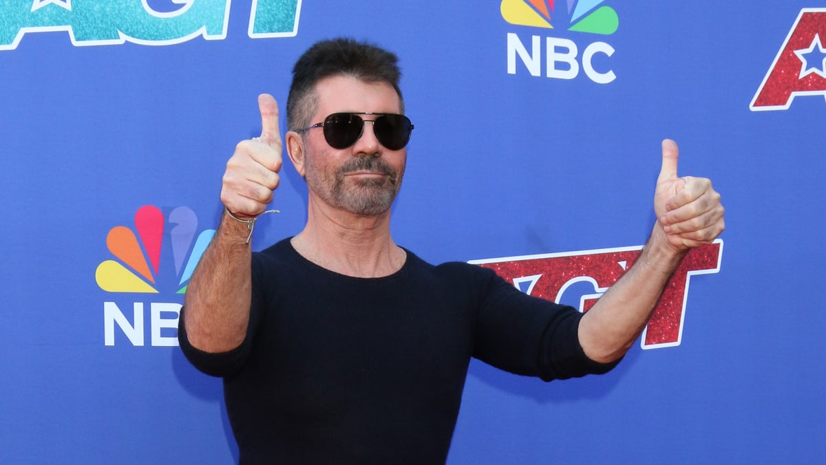 Simon Cowell Reflects On 2020's Back-Breaking E-Bike Accident: "It ...