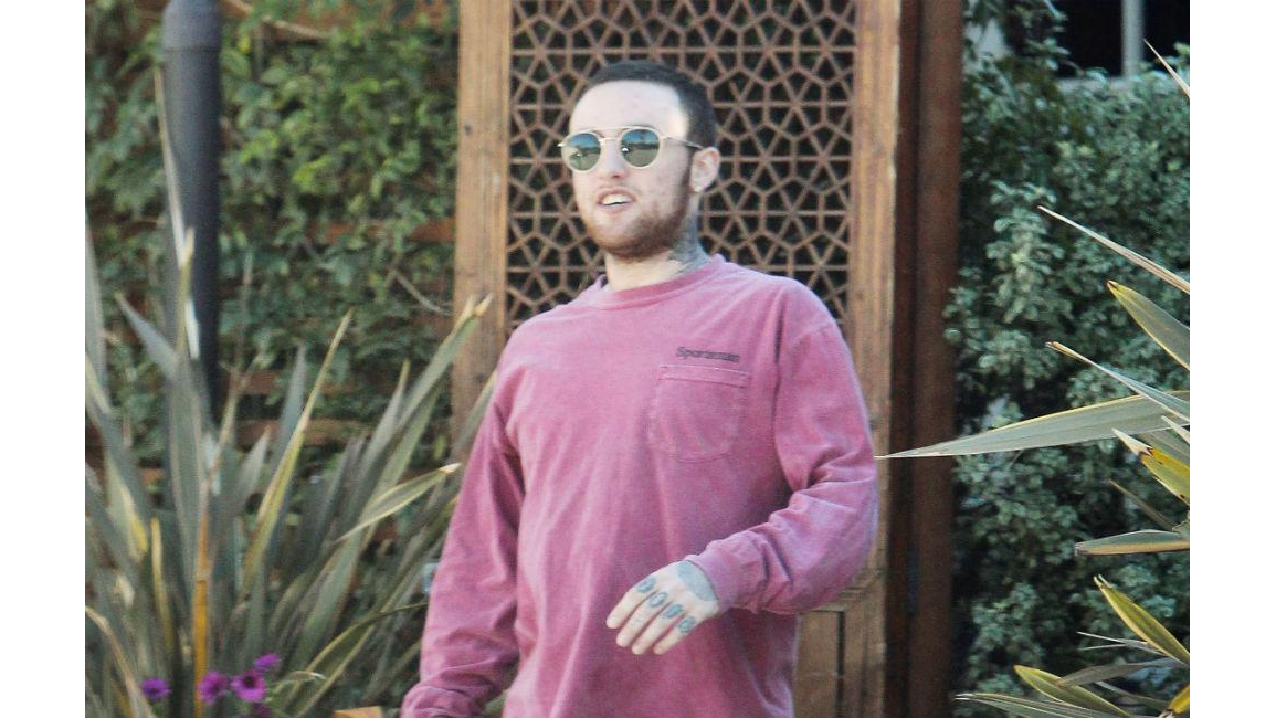 Mac Miller's family supporting each other on his birthday - 8days