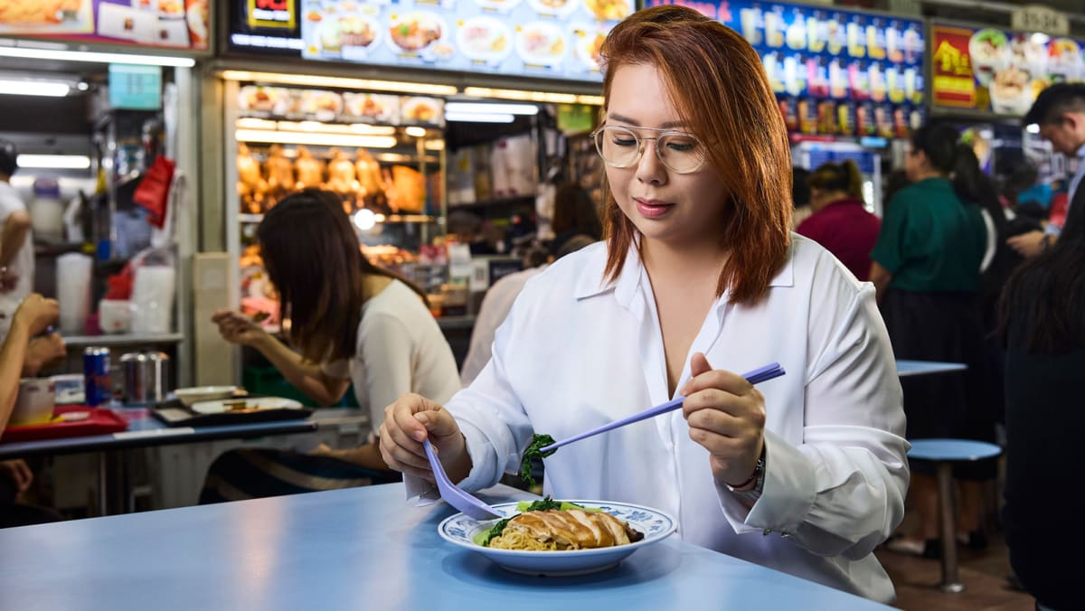 Healthier food choices when dining out - CNA