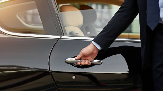 接送上下学服务每月121元贵吗？马国网民看法不一 - 8world