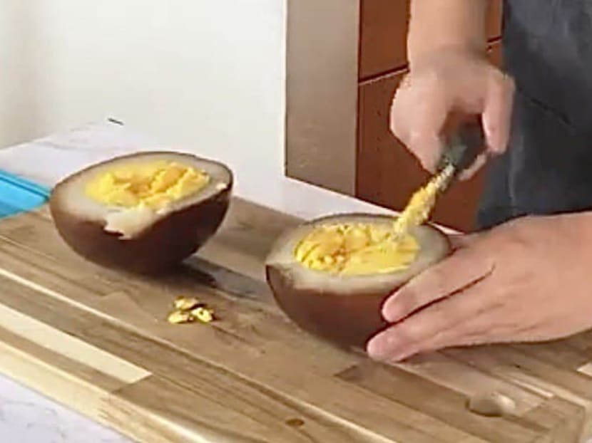 how to boil an ostrich egg