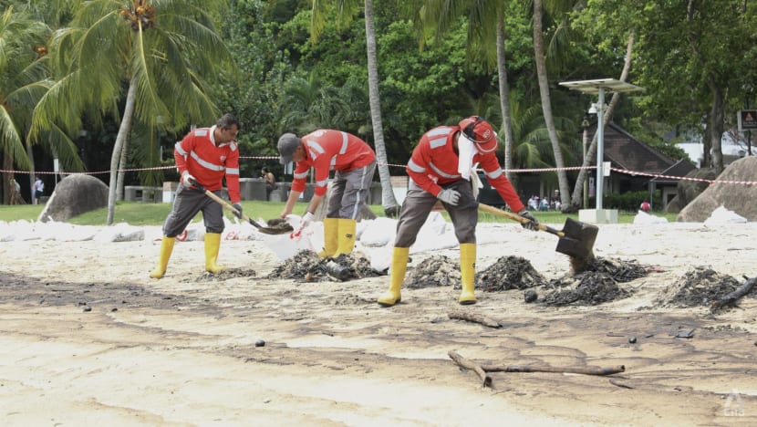 Oil leak clean-up at Changi, Pasir Ris beaches to take several days - CNA