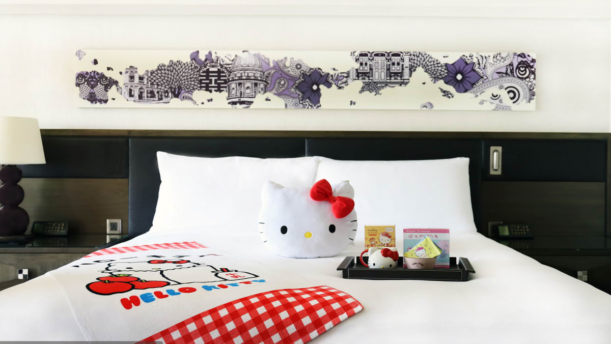 You Can Now Book A Hello Kitty-Themed Staycation At This Hotel — Get ...