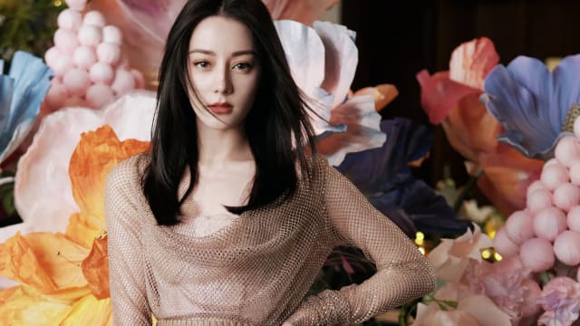 迪丽热巴轰节目组“截图太丑” 反遭网亏：最无聊的人 - vibes by 8world