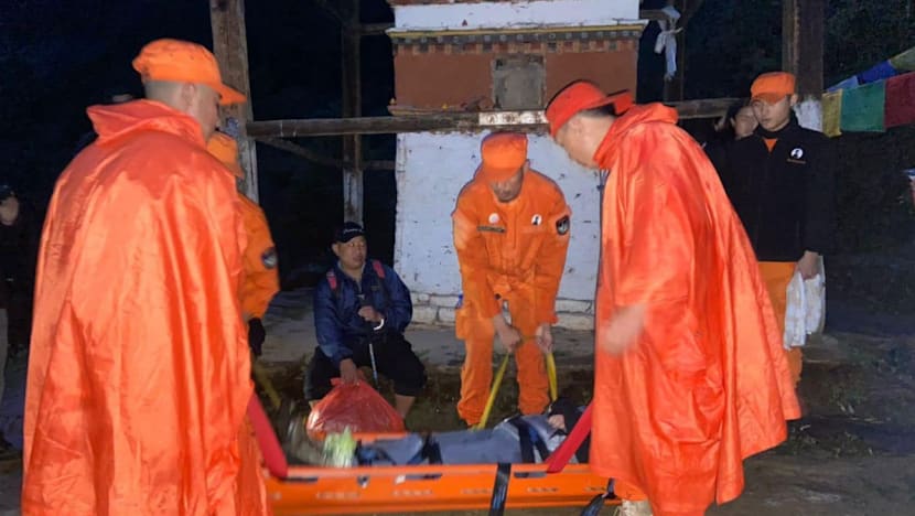16 Bhutanese help evacuate Singaporean trekker stricken with altitude ...
