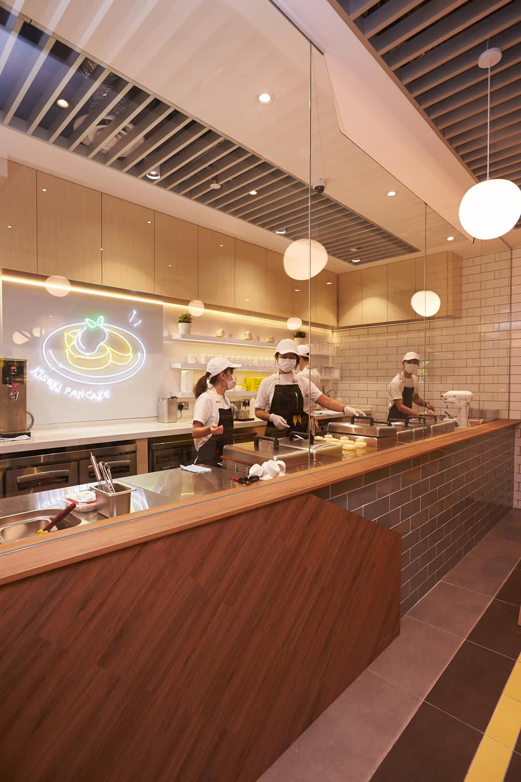 Japanese Soufflé Pancake Chain Flipper’s Closing Takashimaya Outlet ...