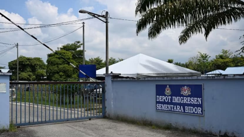 Malaysia daftar & padankan pelarian yang layak dengan pekerjaan di ...