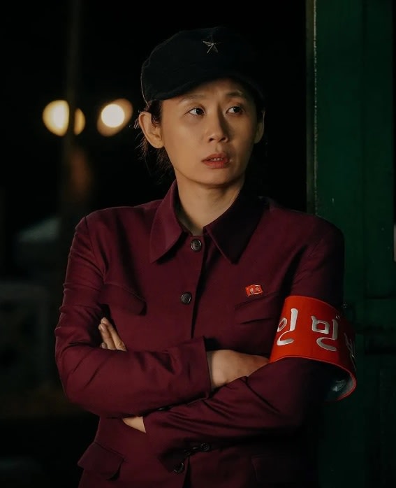 Soon Young Celebrity Kdrama 60 Photos - Moonagedaydream.film