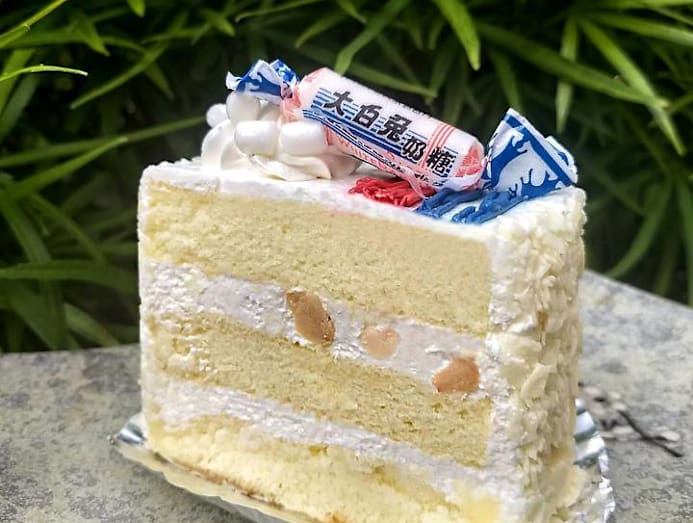 The Pine Garden's Brown Sugar Bubble Tea & White Rabbit Candy Cake ...