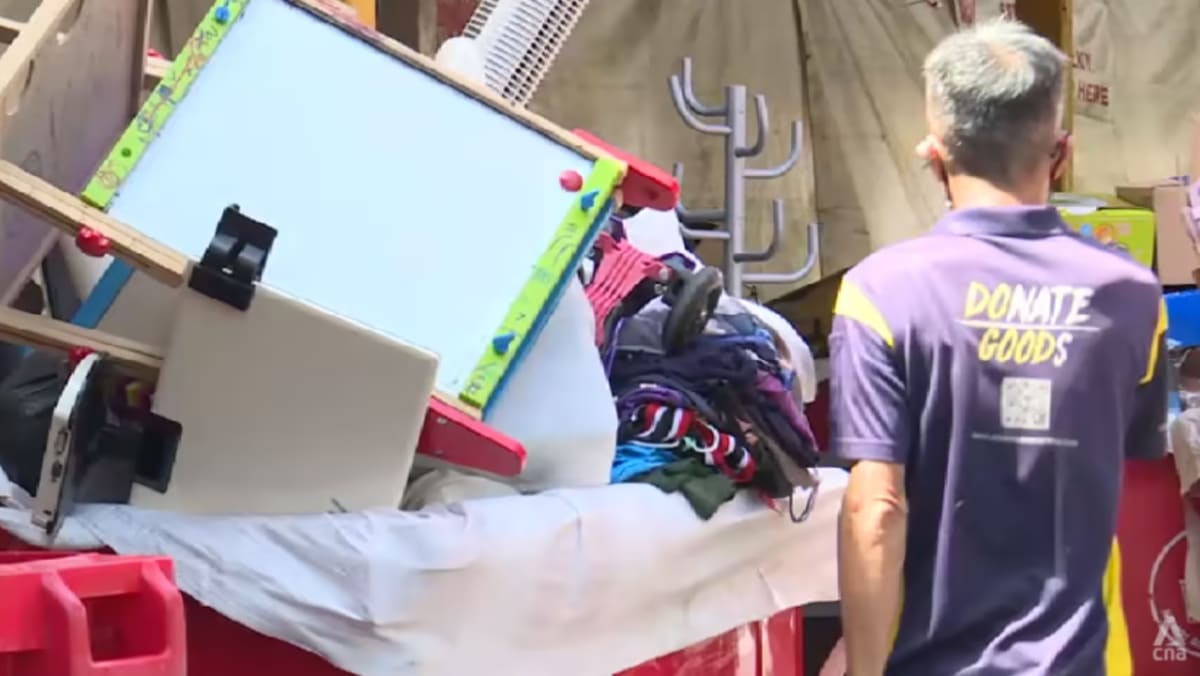 Jumlah derma barangan naik 50% sempena Tahun Baru Cina; ada yang masih ...