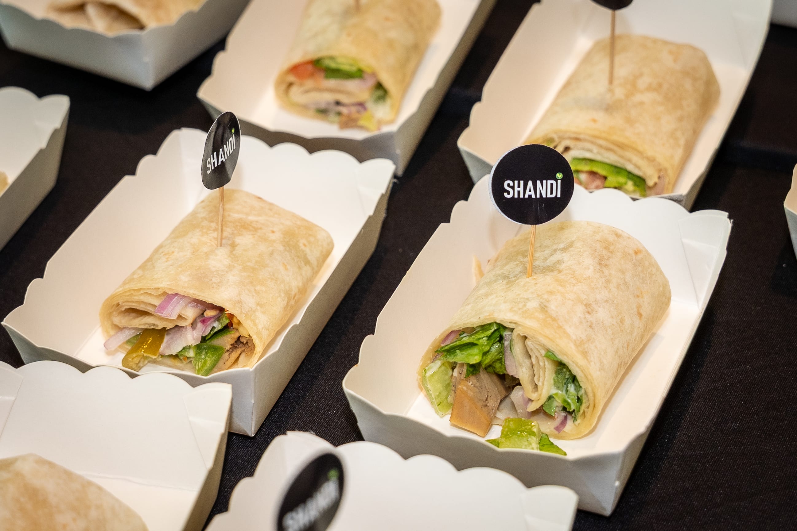 昆虫蛋白零食、用厨余制成的面条，你敢试吗？未来美食节登陆新加坡科技园！ - vibes by 8world