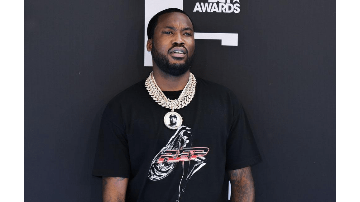 Meek Mill and Jay-Z launch Dream Chasers label - 8days