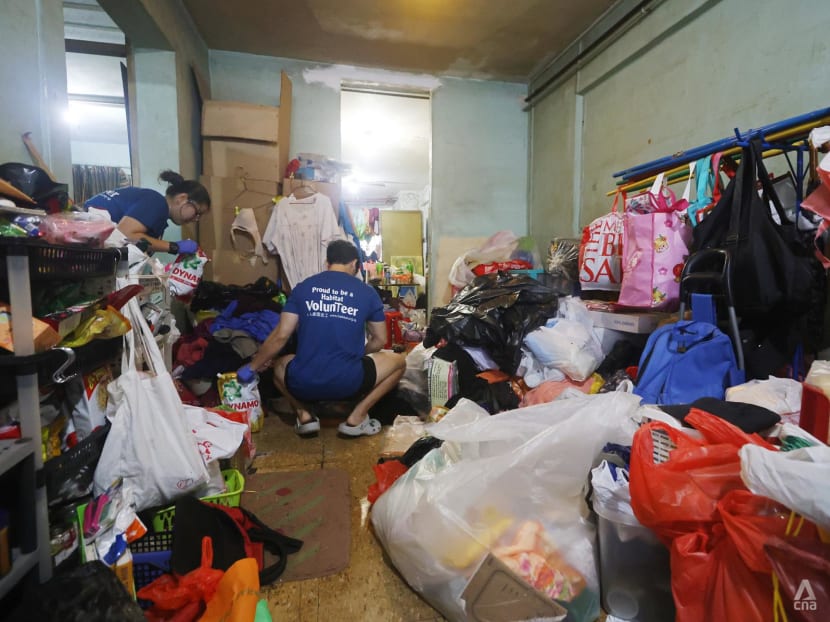 In cleaning up hoarder homes, volunteers spend years battling clutter ...