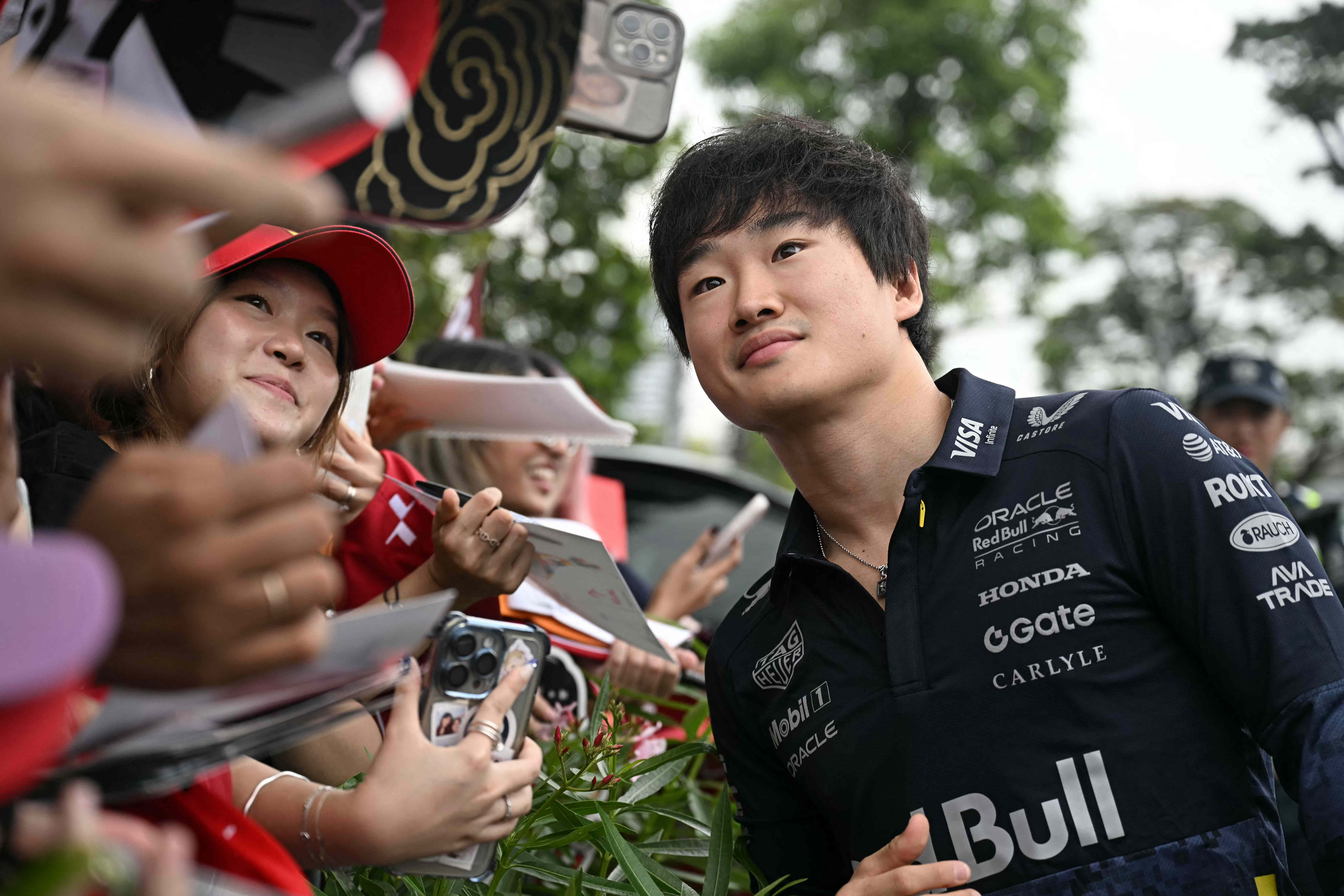 சிங்கப்பூர் F1 தொடங்கியது - ரசிக்கலாம் படங்களில்! - Seithi Mediacorp