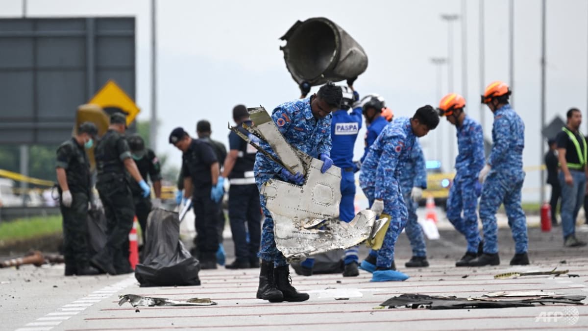 Plane crash probe: Singapore helping Malaysia authorities retrieve data ...