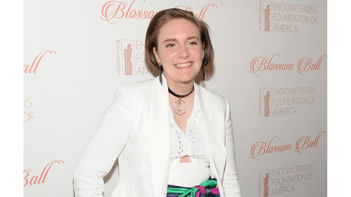 Lena Dunham celebrating one year sober - 8days