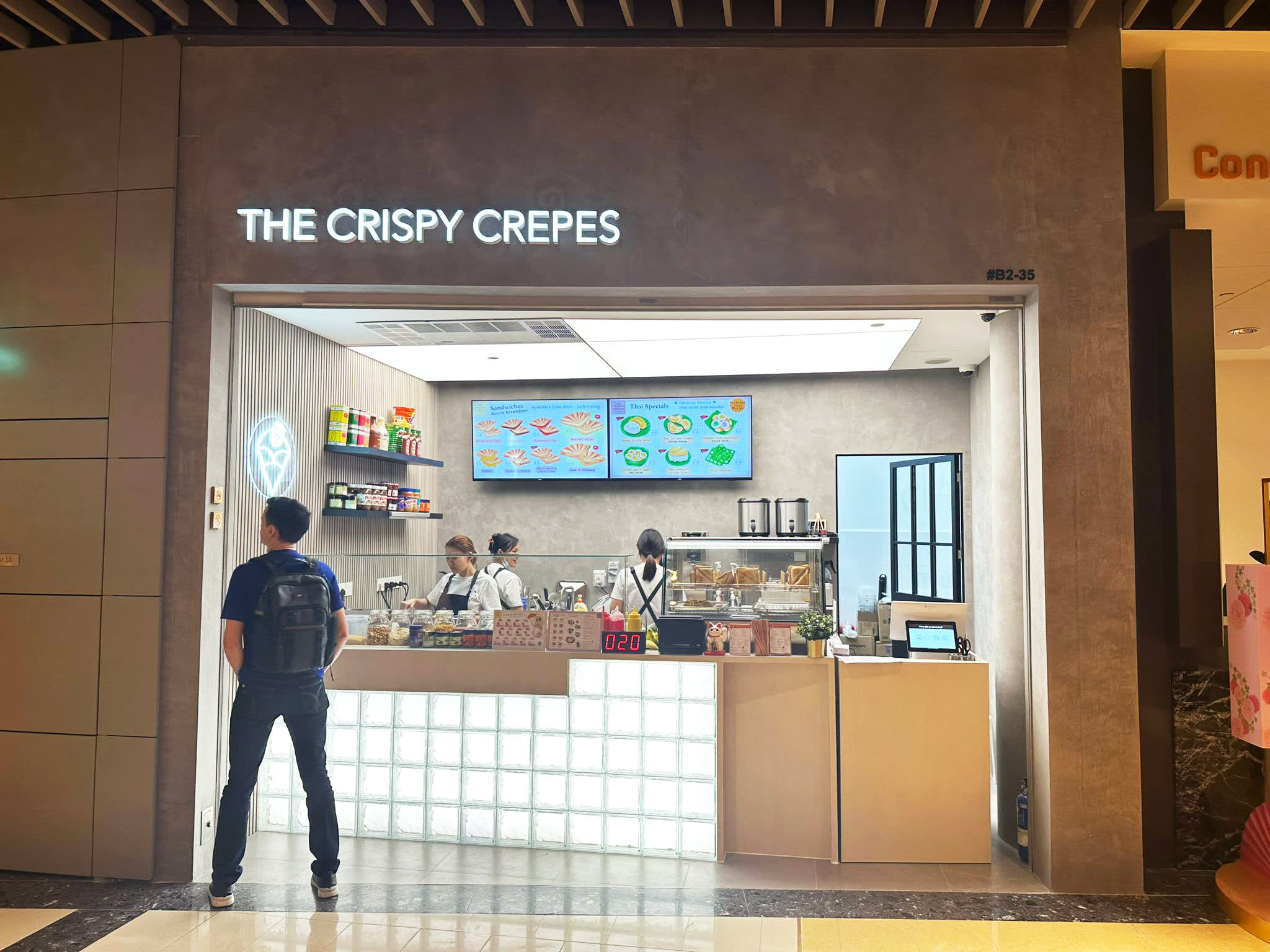 Thai Chemistry Lecturer Uses Science Know-How To Engineer Crepes At Her ...