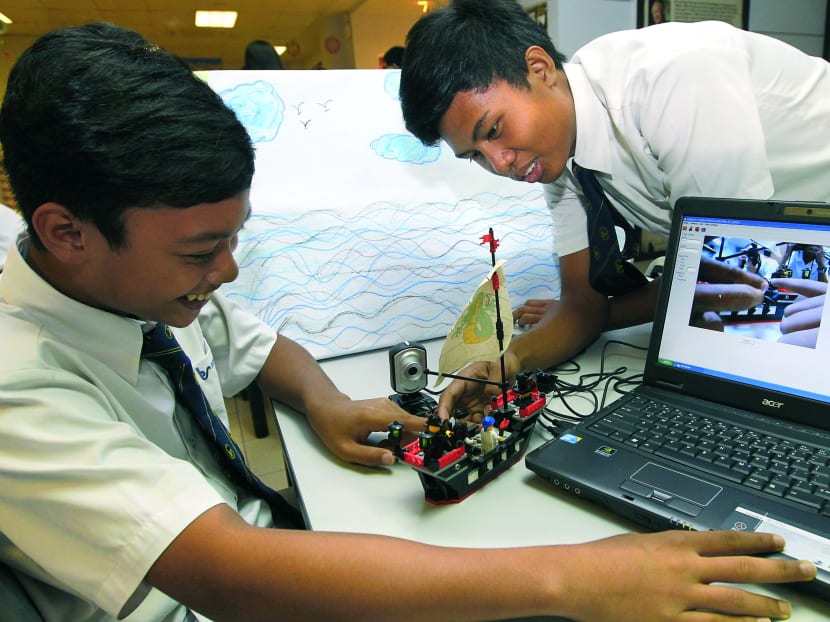 Students bringing lessons to life with stop-motion animation - TODAY