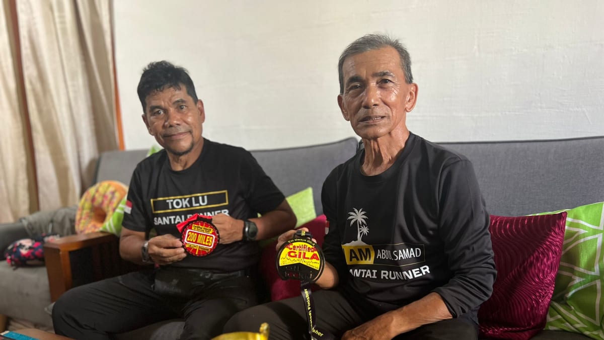 BERITA+: Pak Samad & Tok Lu - warga emas 'gila lari' jarak jauh ...