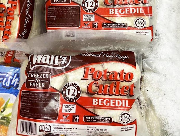 Surprisingly Sedap Halal Frozen Bergedil & Curry Puff Found At ...