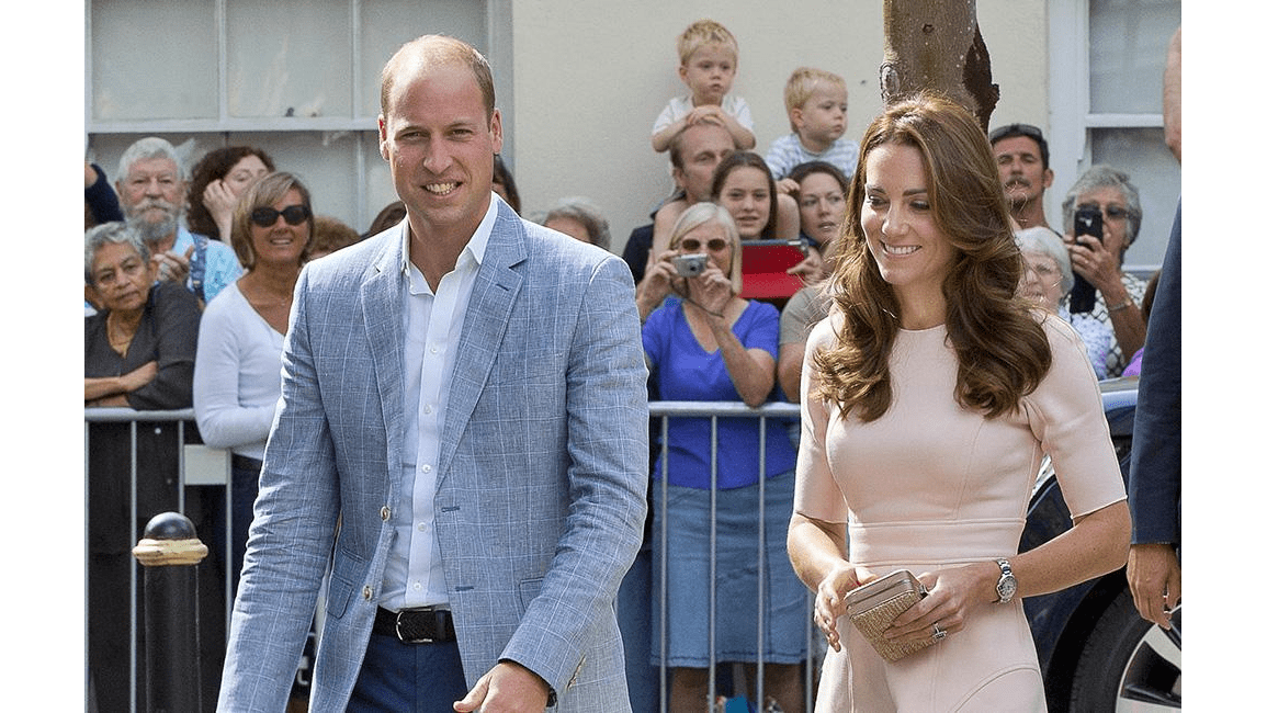 Prince William to make trip to Paris 20 years after mother's death - 8days