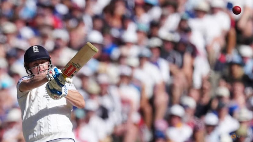 England beat Australia by four wickets in Melbourne for drought ...