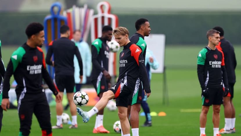 Faltering Man City and Arsenal look to gain foothold in title race - CNA