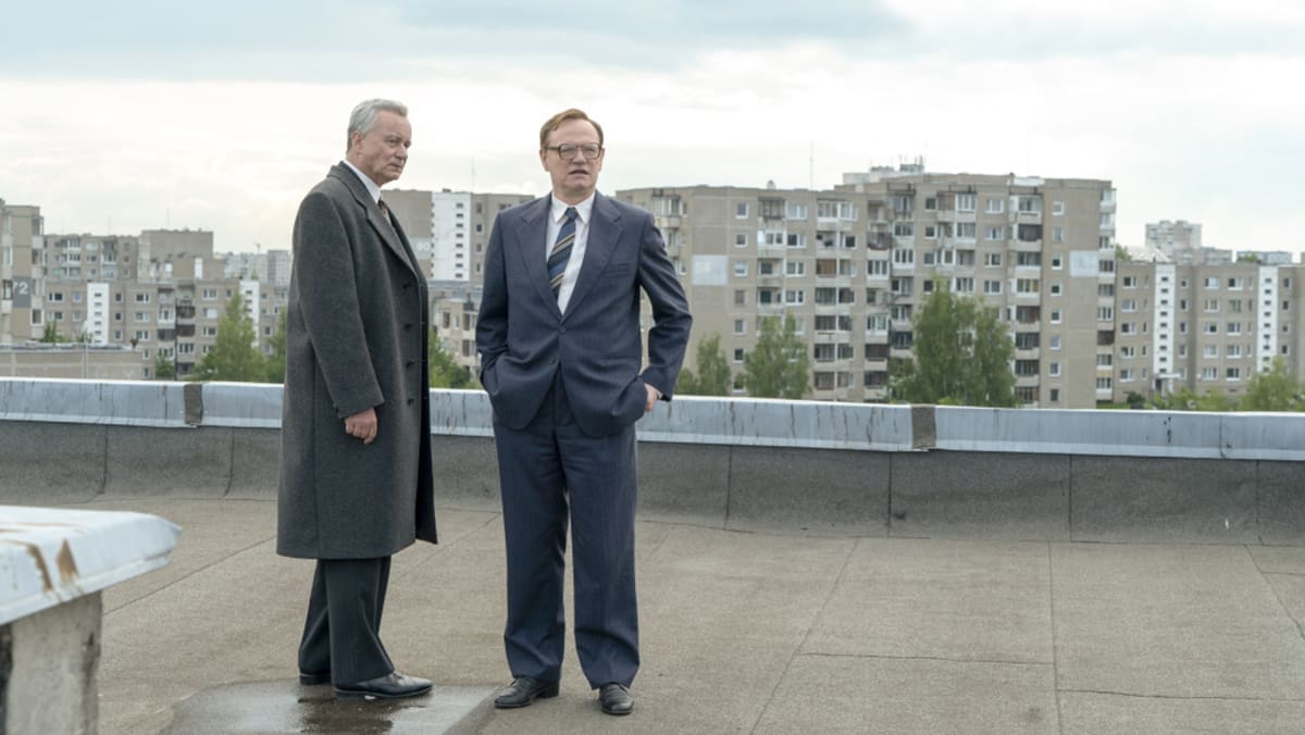TV Review: 'Chernobyl' Is A Scary, Thought-Provoking Drama About The ...
