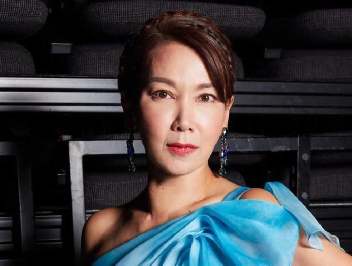 No wefies, no hugs: How celebs got ready backstage for Star Awards 2021 ...