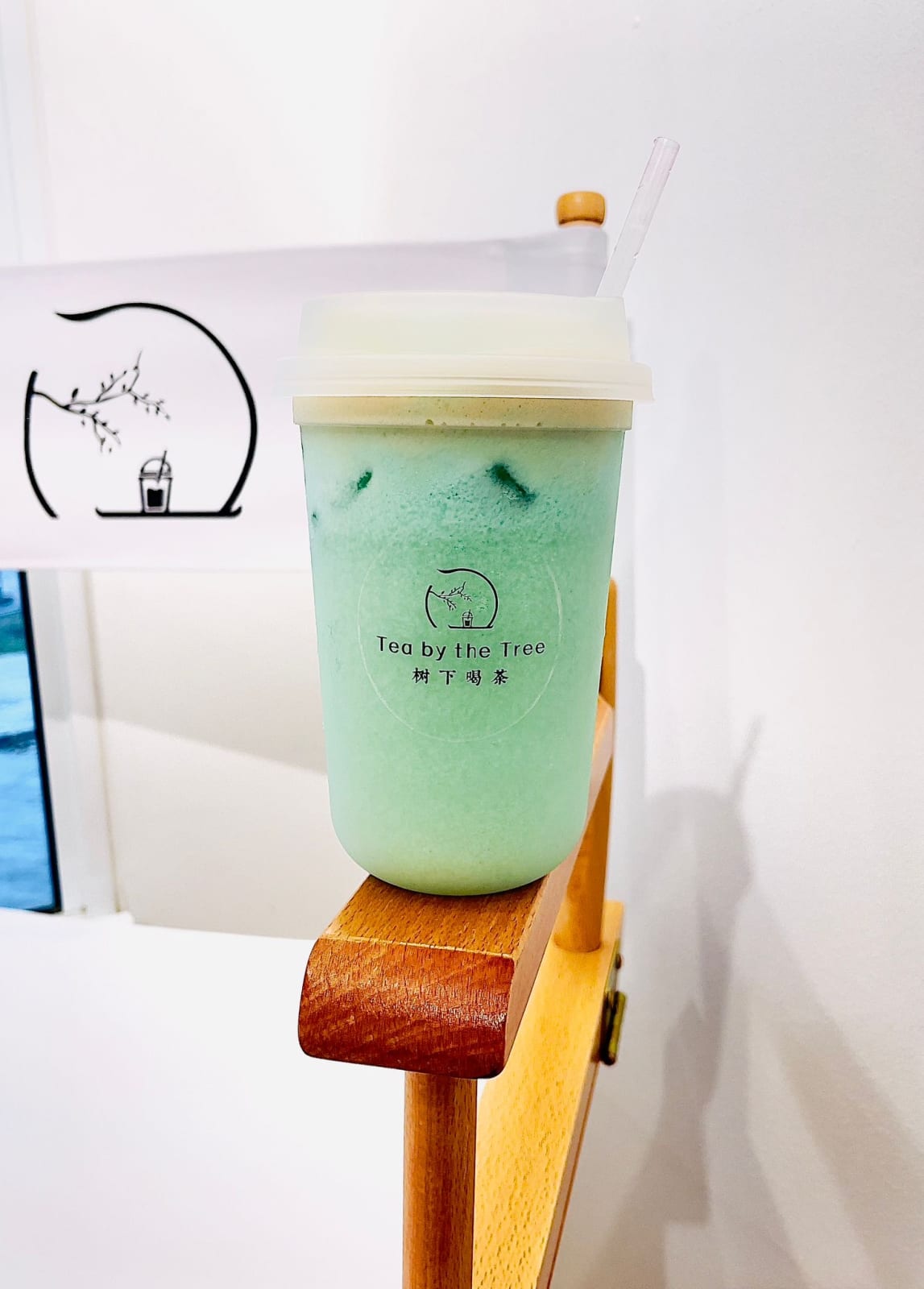19-Year-Old Sells ‘Duck Shit Tea’ At Cute Tea Kiosk That Opens On ...