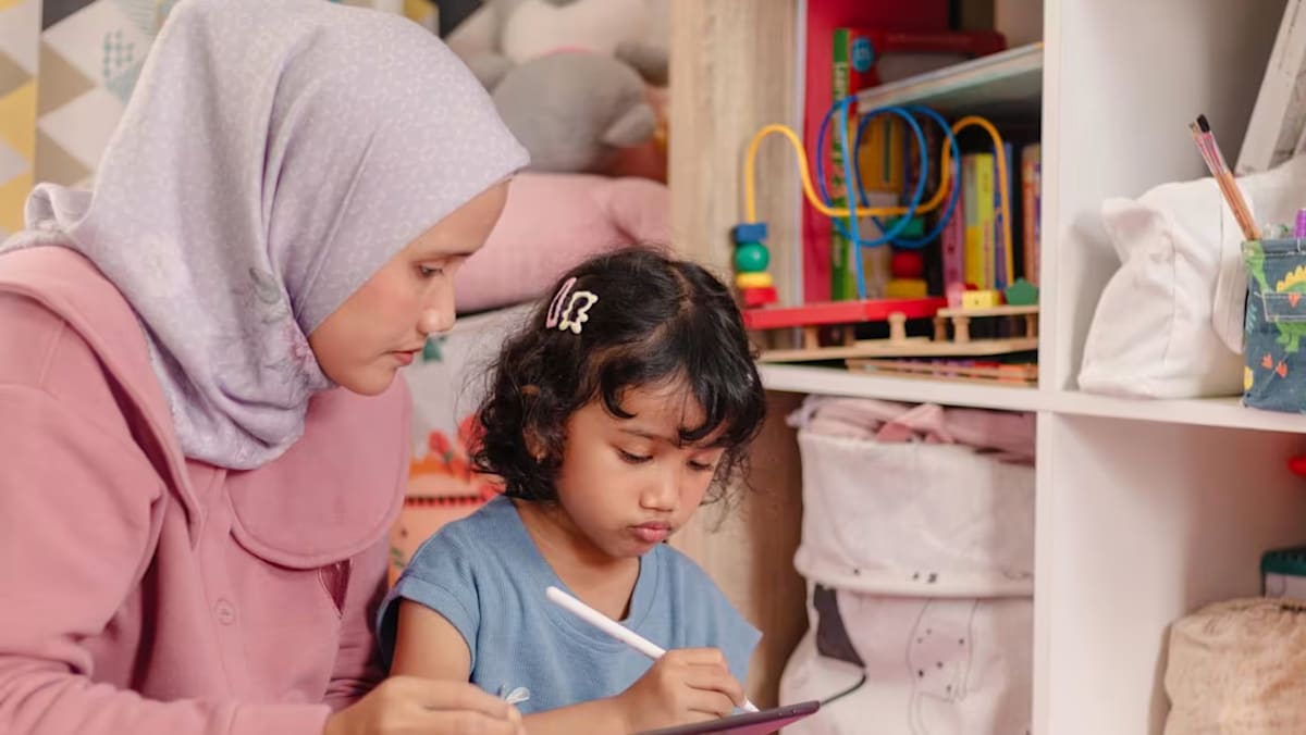 Apabila bapa tidak bayar nafkah anak, apa yang boleh wanita lakukan ...