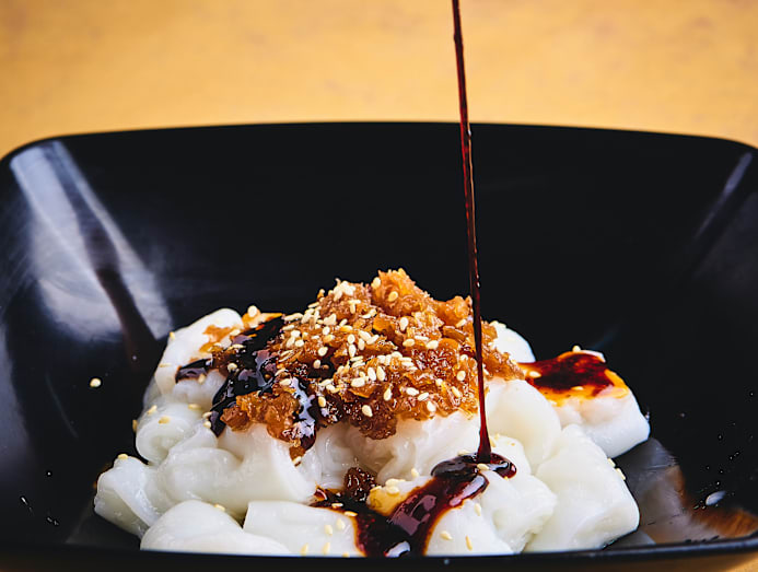 Ex-Dim Sum Head Chef At Shangri-La Hotel Becomes Chee Cheong Fun Hawker ...