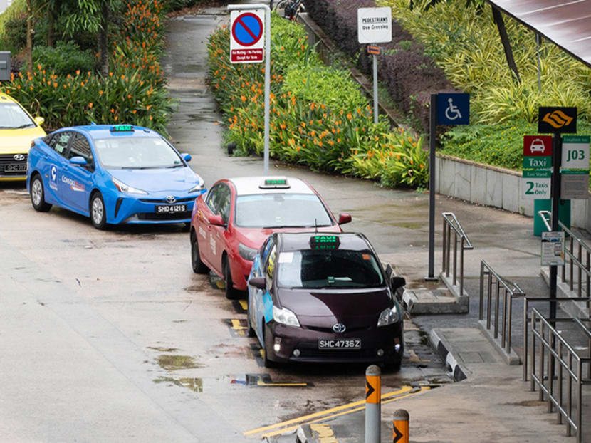 Covid-19: Govt sets aside S$27m more to aid taxi, private-hire car ...