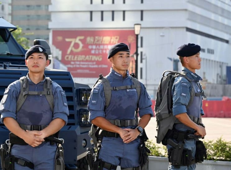 Special HK Police Unit Wows Internet With Manly Good Looks While Out On ...