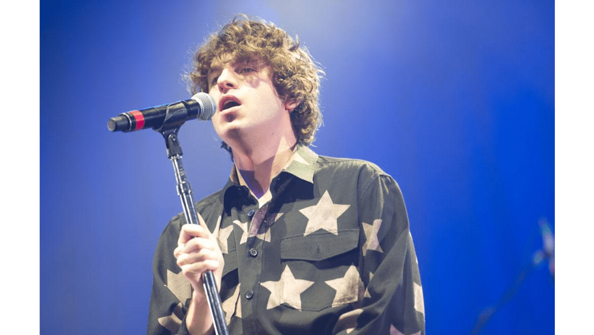The Kooks new album tells a romantic story - 8days