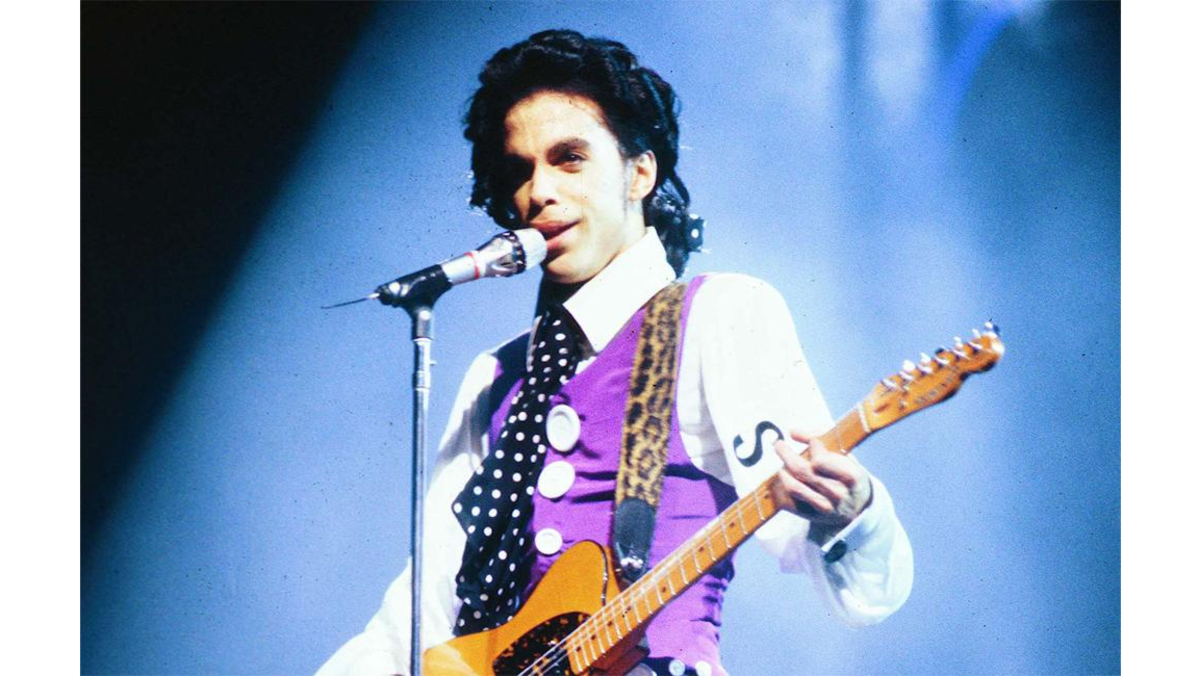 Prince honoured with shade of purple - 8days