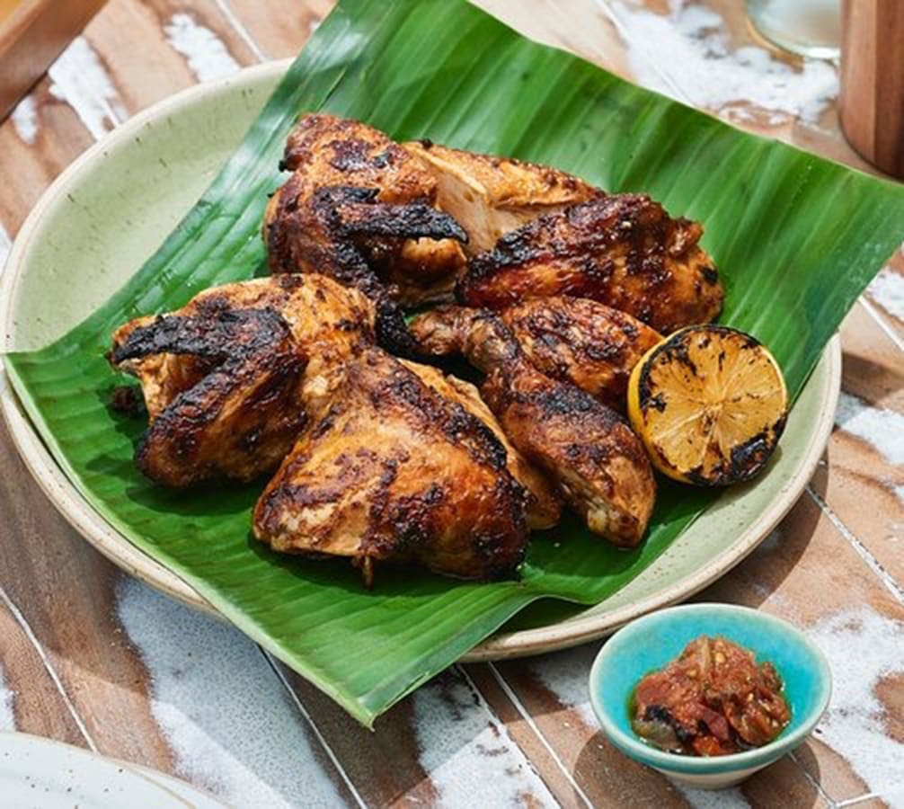 Chic Restaurant Panamericana Sells Signature Colombian Chicken At Half ...