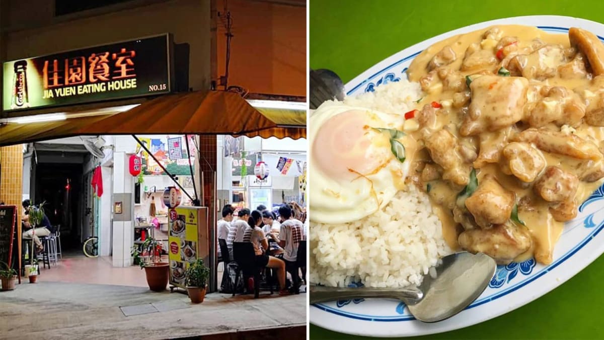 NSmen Love Ordering Creamy Salted Egg Chicken Rice From This Zi Char ...