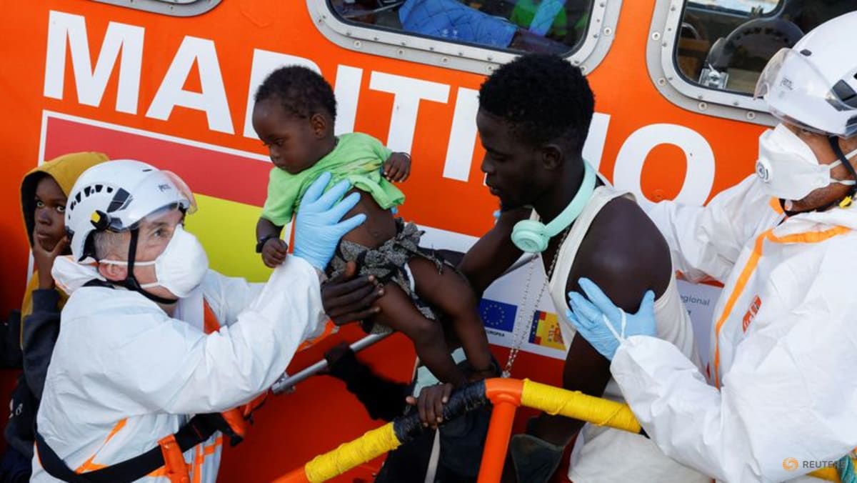 Over one thousand migrants reach Spain's Canary Islands in single day - TODAY