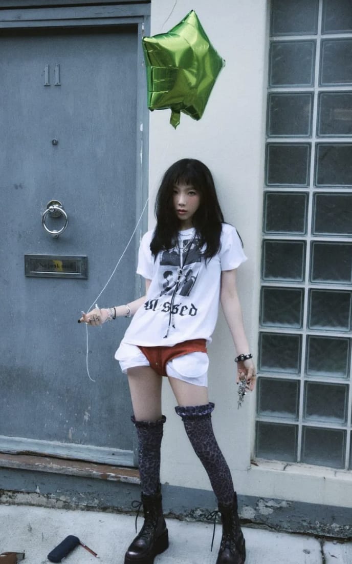 taeyeon leg