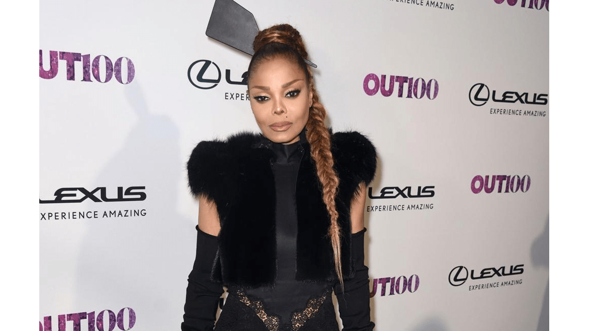 Janet Jackson joined by Missy Elliott during concert - 8days