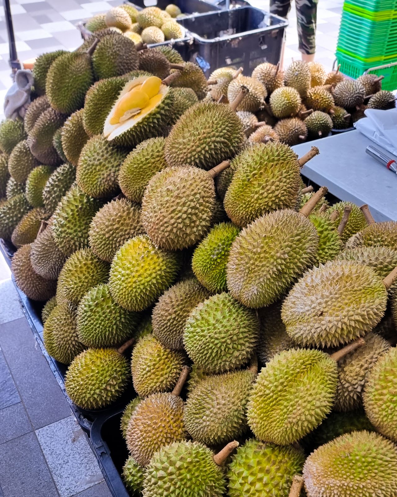 FairPrice’s Annual $1.95 Kampong Durian Sale Is Back - 8days