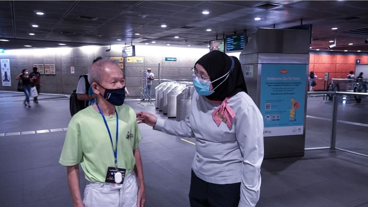 Reunited after hours gone missing: How people with dementia get help ...