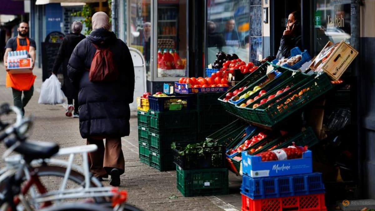 Muslims in shock over anti-Islam party's Dutch poll win - TODAY