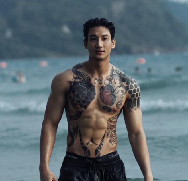 ‘Myanmar’s Hottest Monk’ Paing Takhon Announces Engagement - 8days