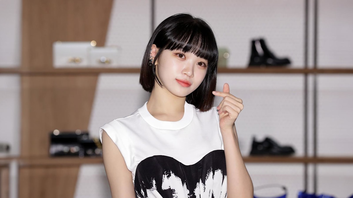 Le Sserafim’s Kim Chaewon to pause all activities due to neck injury ...