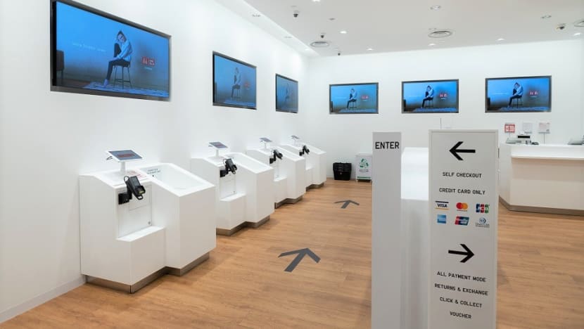 Foreign students jailed over group shoplifting at Uniqlo using self ...