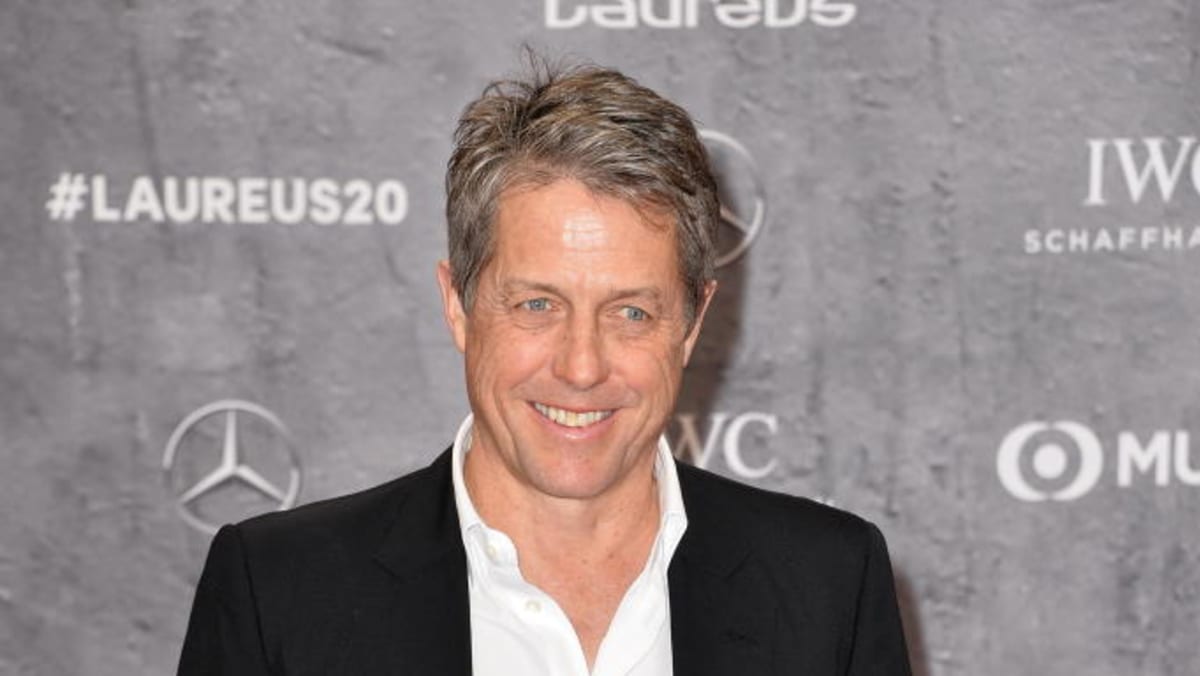 Hugh Grant Reveals He Had COVID-19, Says It Made His Eyeballs "Three ...