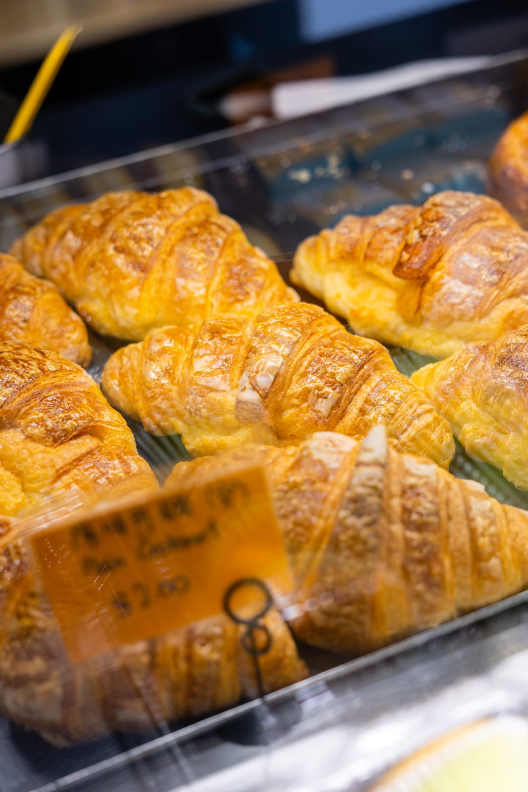 Freshly Baked $2 Croissant & $2.80 Kouign Amann Found At Hawker Stall ...