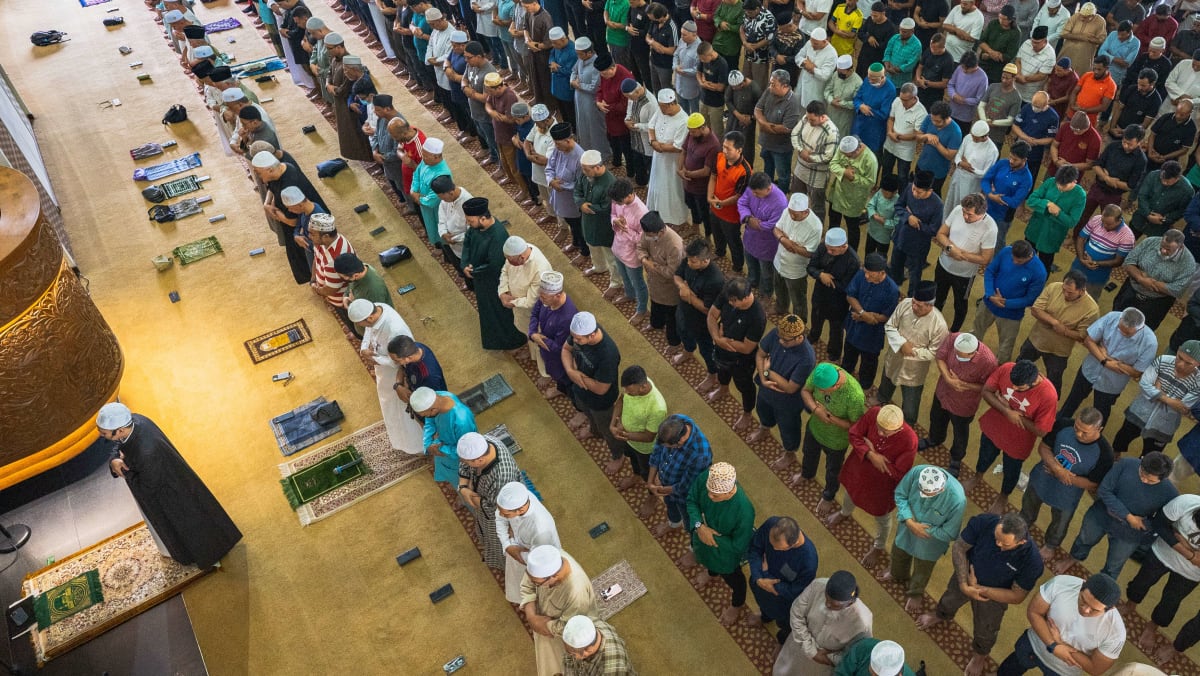16 masjid utara SG anjur solat hajat demi keamanan Palestin - BERITA Mediacorp